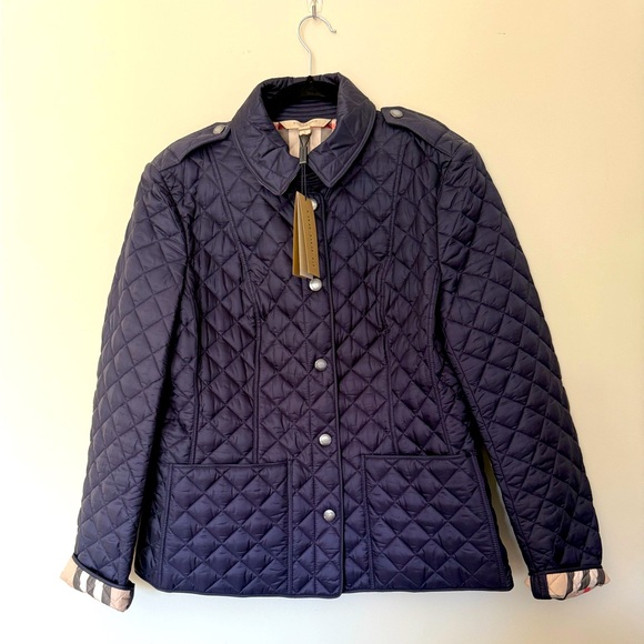 Burberry | Jackets & Coats | Burberry Ntw Navy Quilted Jacket Largr ...